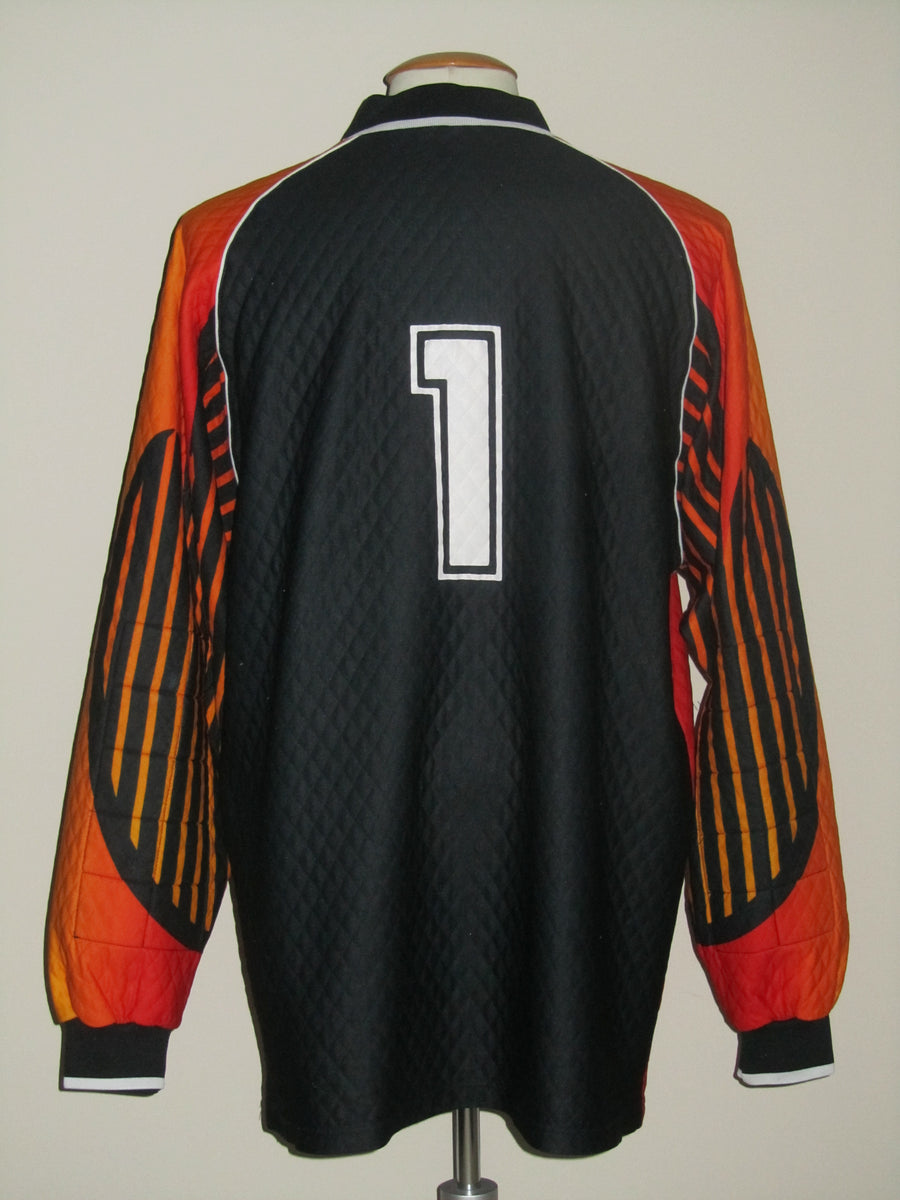 KSV Waregem 1997-98 Keeper shirt MATCH ISSUE/WORN #1 – Belgian Football ...