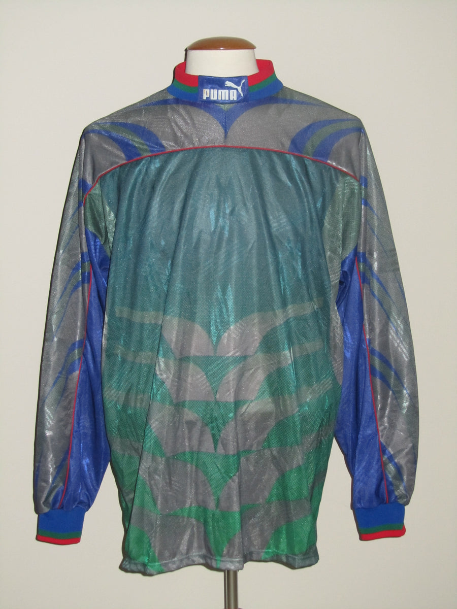 Puma 1991-98 Template Goalkeeper shirt L *new with tags* – Belgian ...